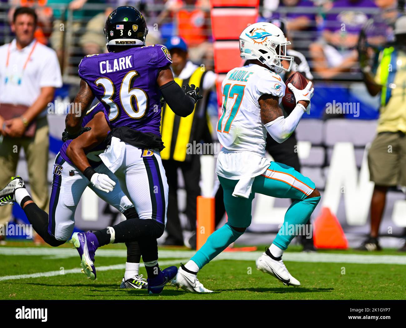 Jaylen waddle dolphins hi-res stock photography and images - Alamy