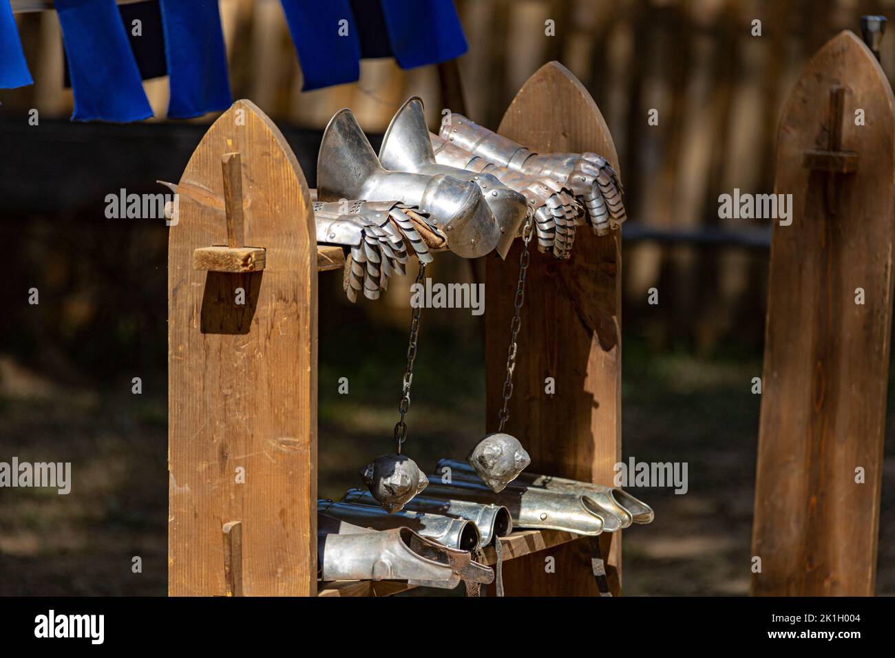 Medieval battle items used as examples exposed in Santa Maria da Feira ...