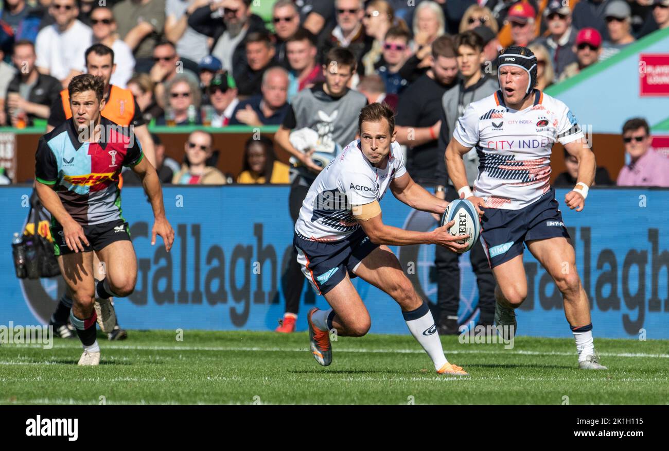 Ivan van Zyl of Saracens in action during the Gallagher Premiership ...