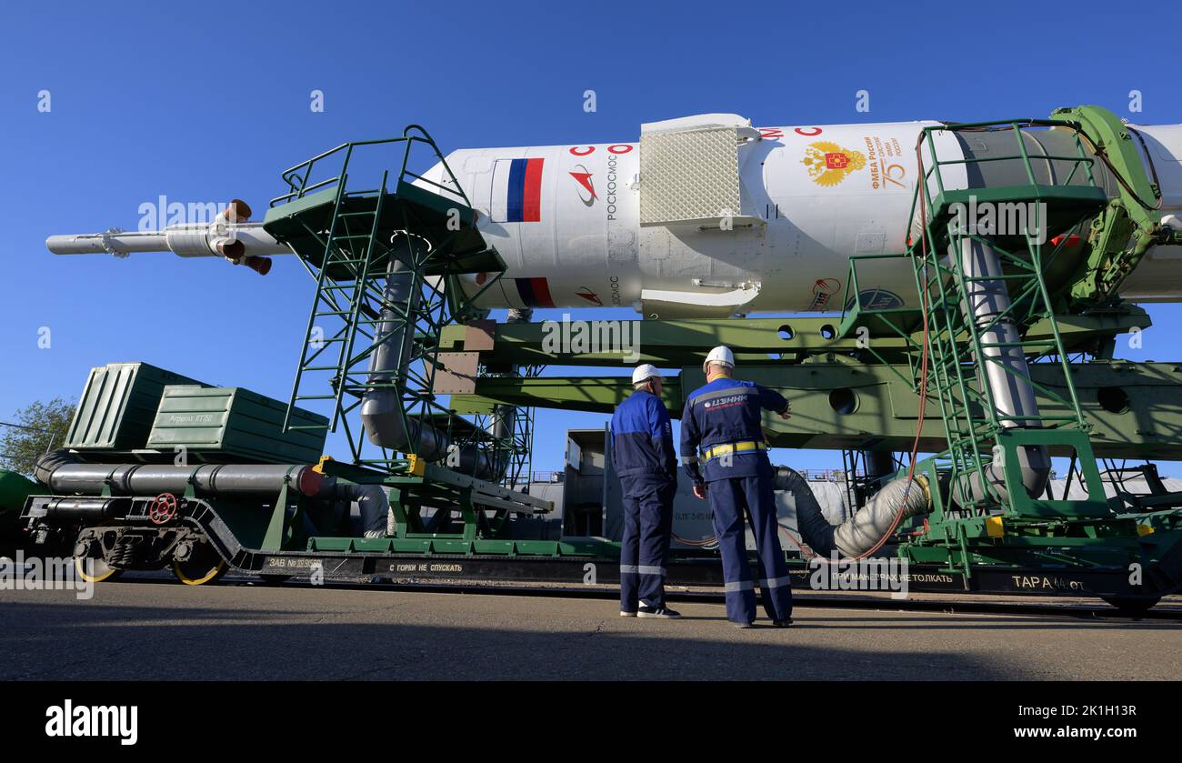 Baikonur, Kazakhstan. 18th Sep, 2022. Russian technicians watch as the ...