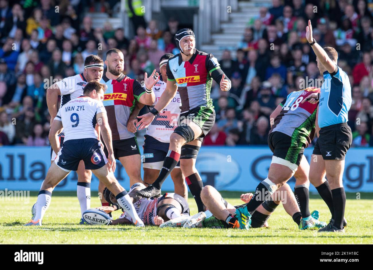 Dino Lamb of Harlequins in action during the Gallagher Premiership ...