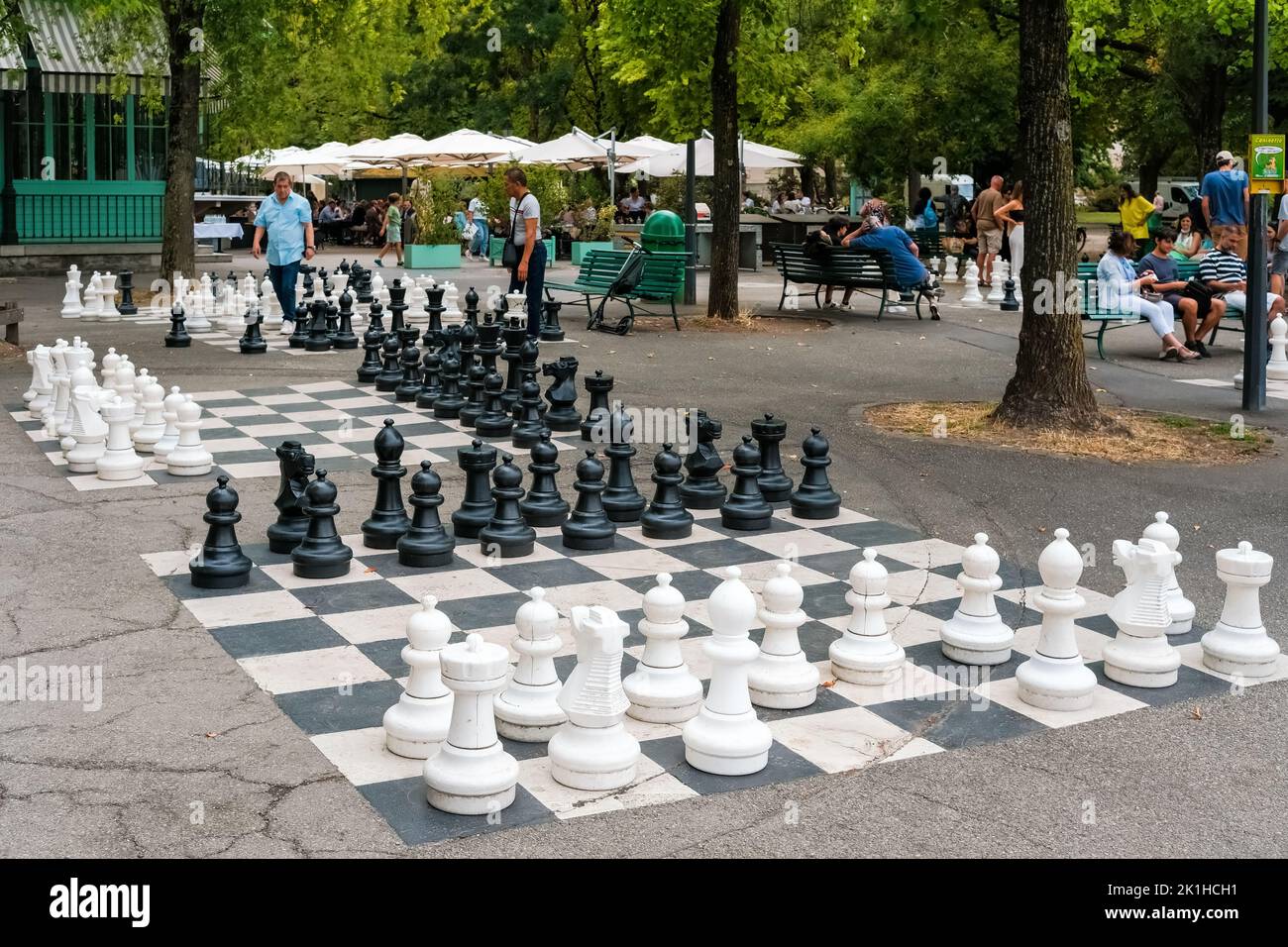 Large chess board in public hi-res stock photography and images - Alamy
