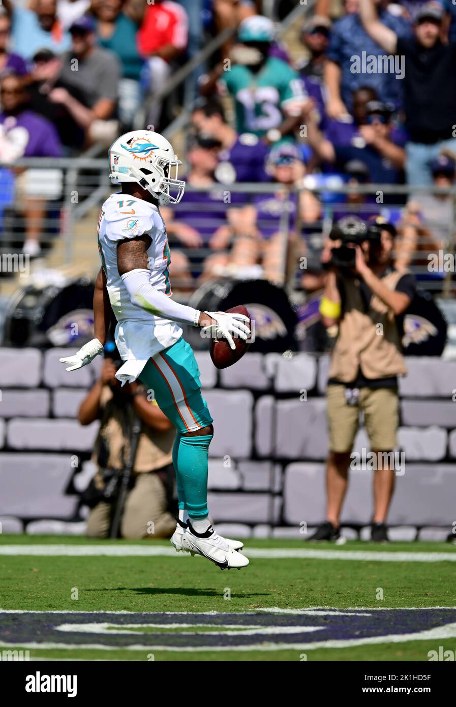 Baltimore, USA. 18th Sep, 2022. Miami Dolphins wide receiver Jaylen ...