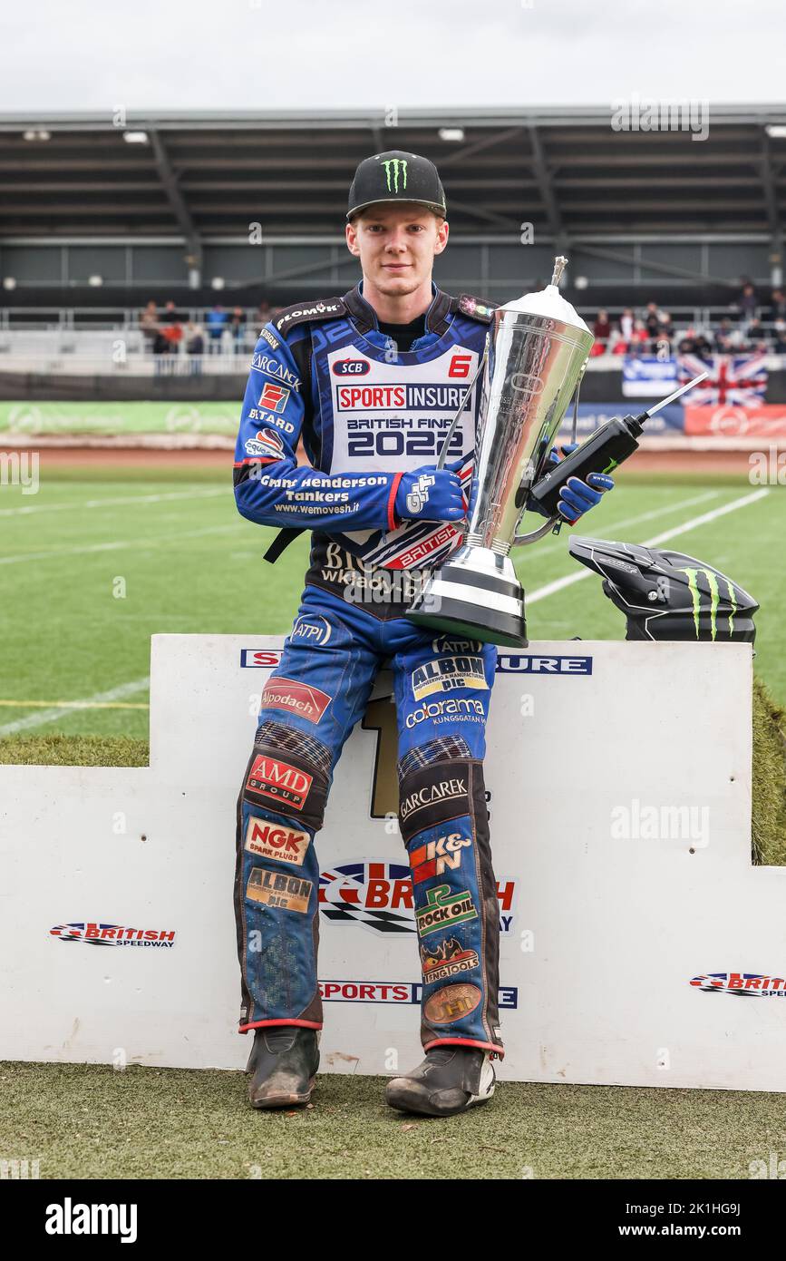 Daniel Bewley with the trophy. 2022 British speedway Champion. British ...