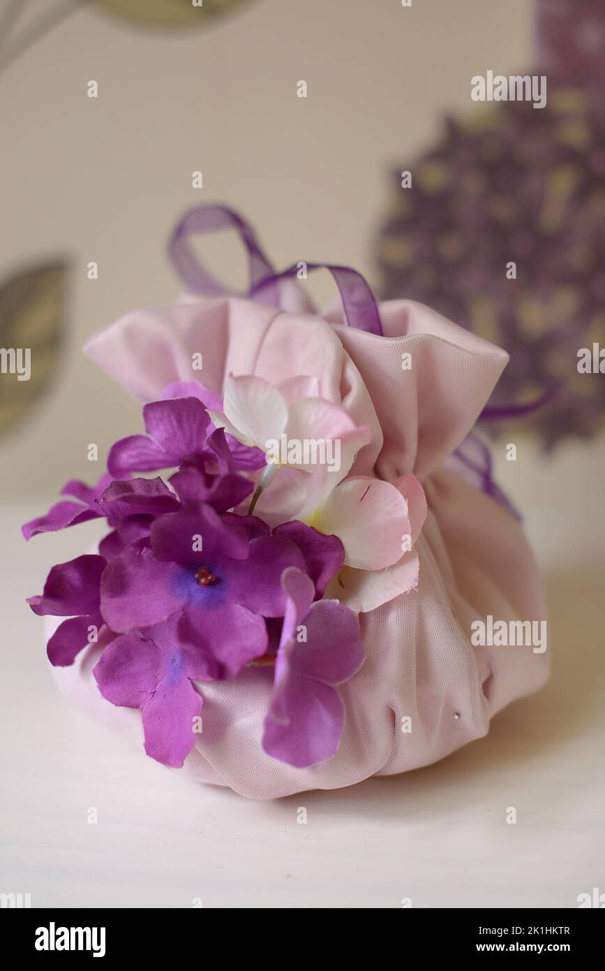 Mini bucket bag design hi-res stock photography and images - Alamy