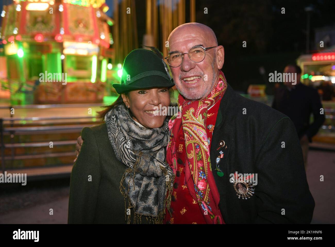 Munich, Germany. 18th Sep, 2022. Director Otto Retzer and his wife ...