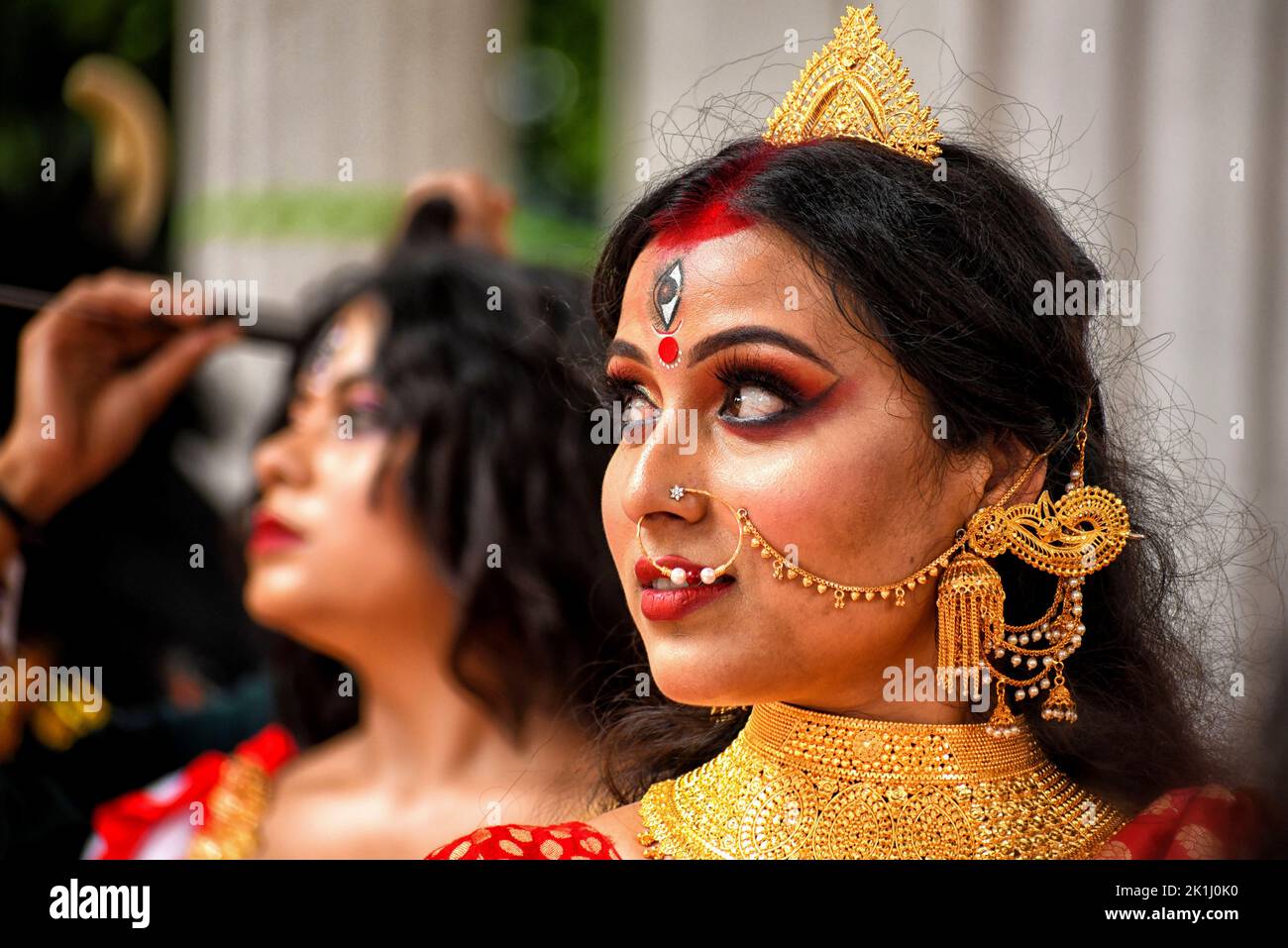 Kolkata, India. 18th Sep, 2022. Models dressed as Hindu deity Durga ...