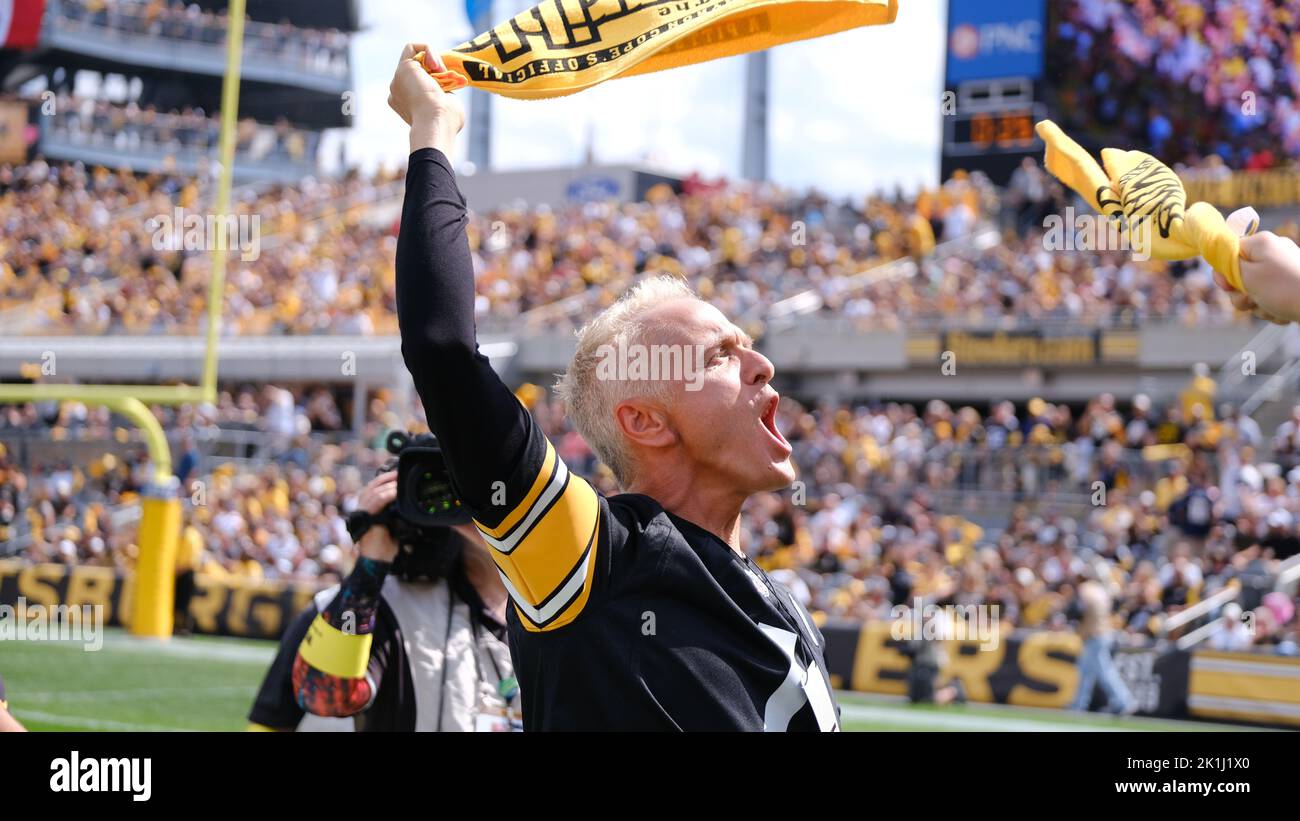 Acrisure Stadium. 18th Sep, 2022. Actor Patrick Fabian during the ...