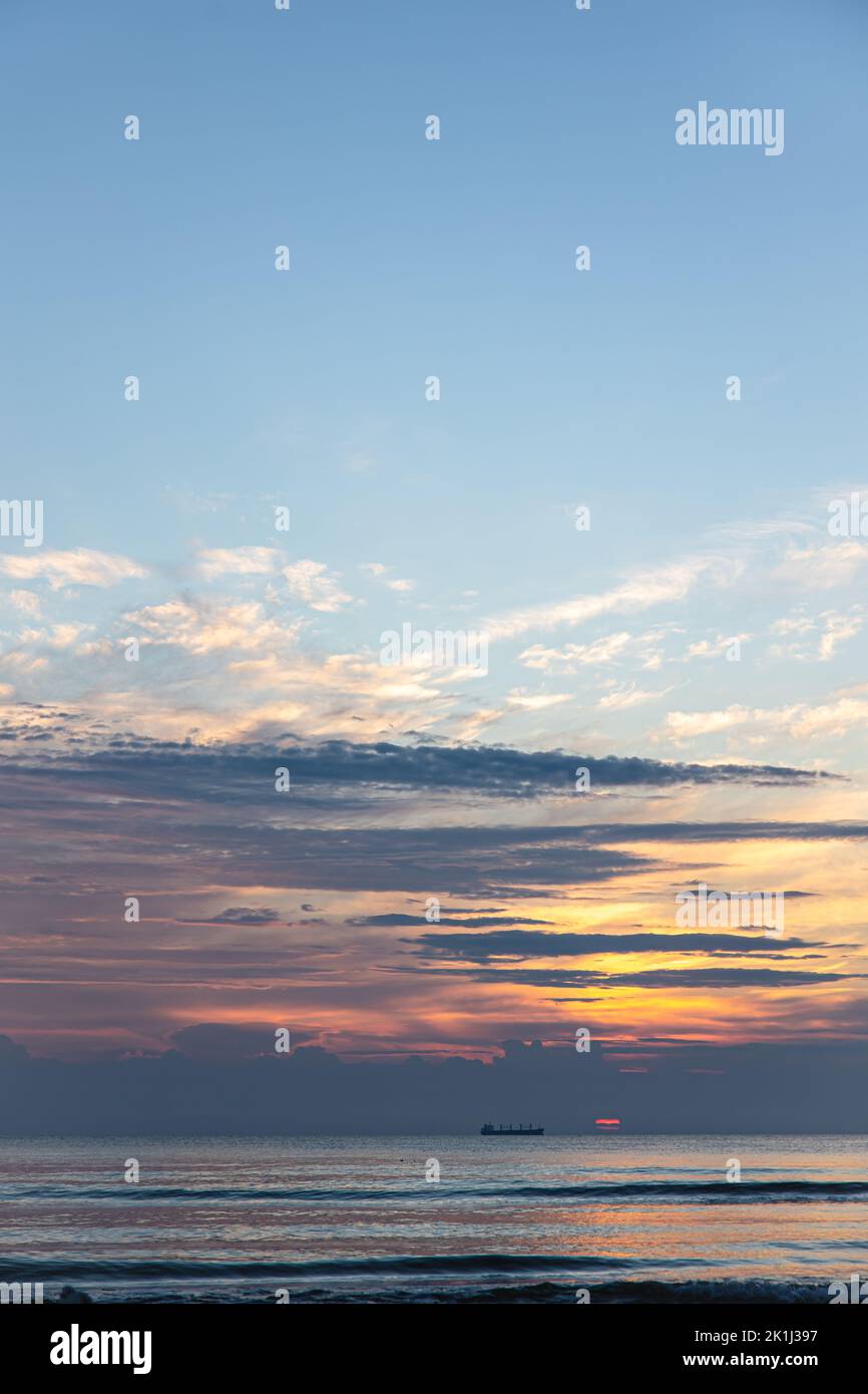Waves sunset sea sketch hi-res stock photography and images - Alamy