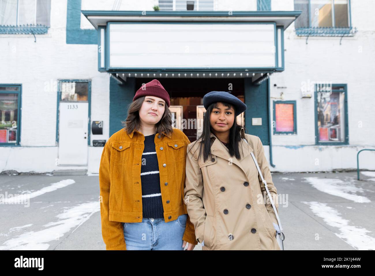 Two part theater hi-res stock photography and images - Alamy