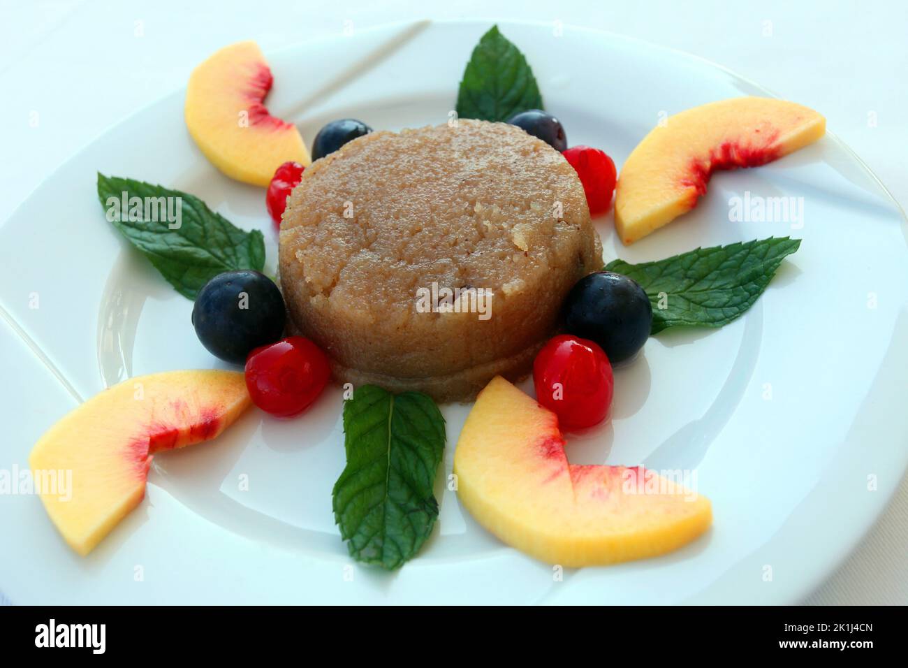 Traditional Turkish dessert Semolina Halva (Turkish: irmik helvasi ...