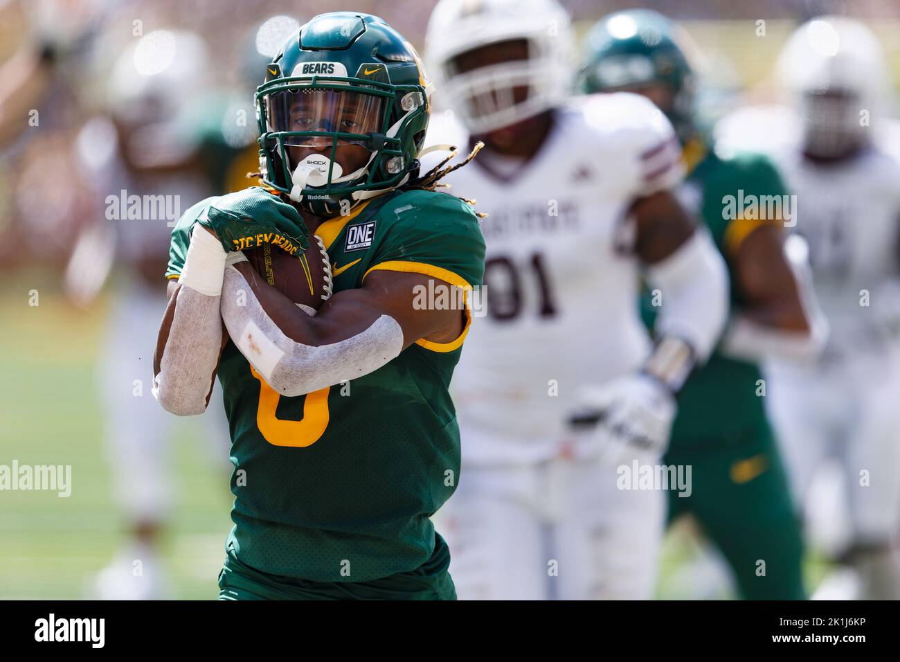 Baylor Bears running back Craig Williams (0) runs for a 30-yard ...