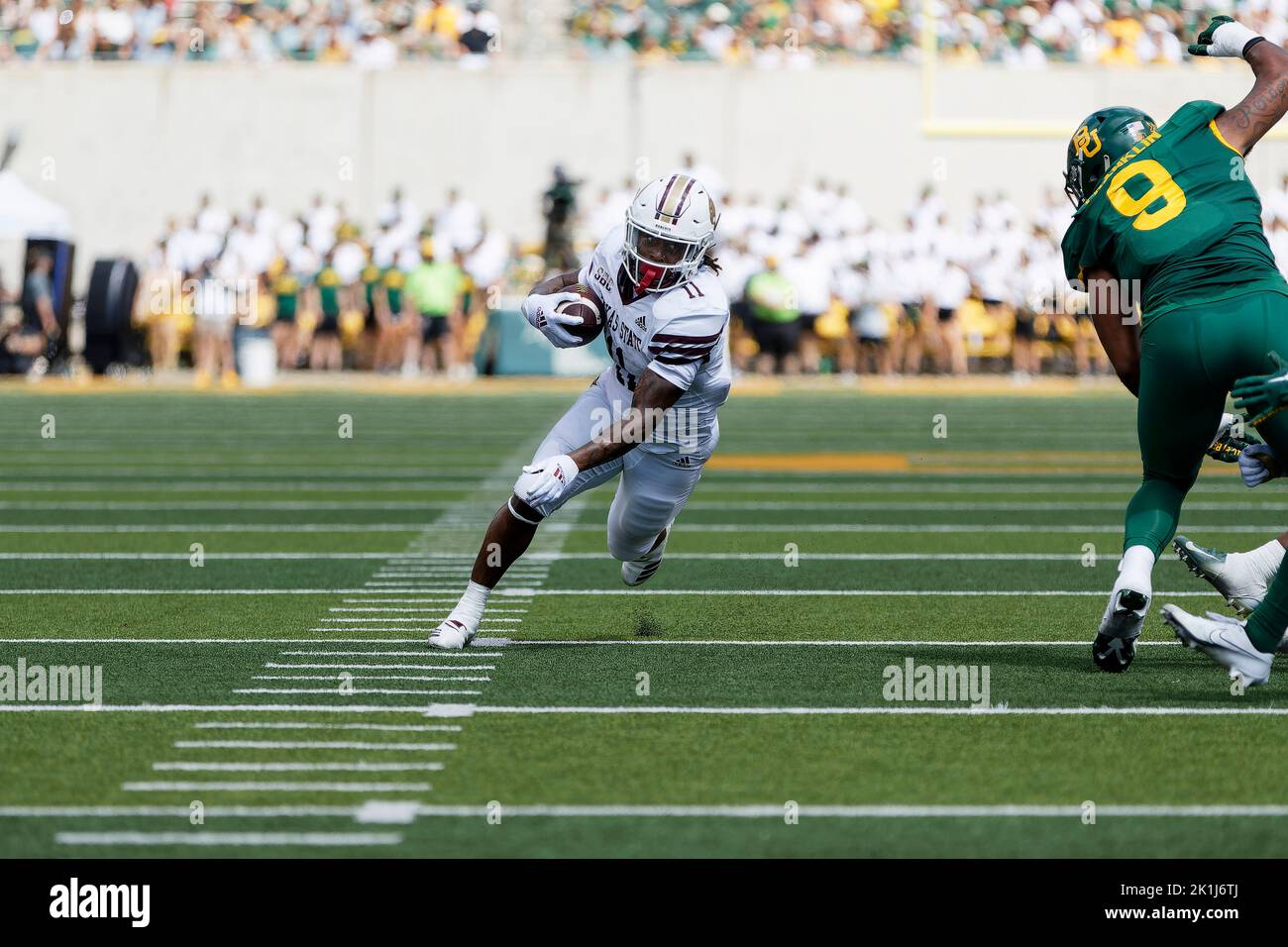 Texas State Bobcats running back Calvin Hill (11) against the Baylor ...