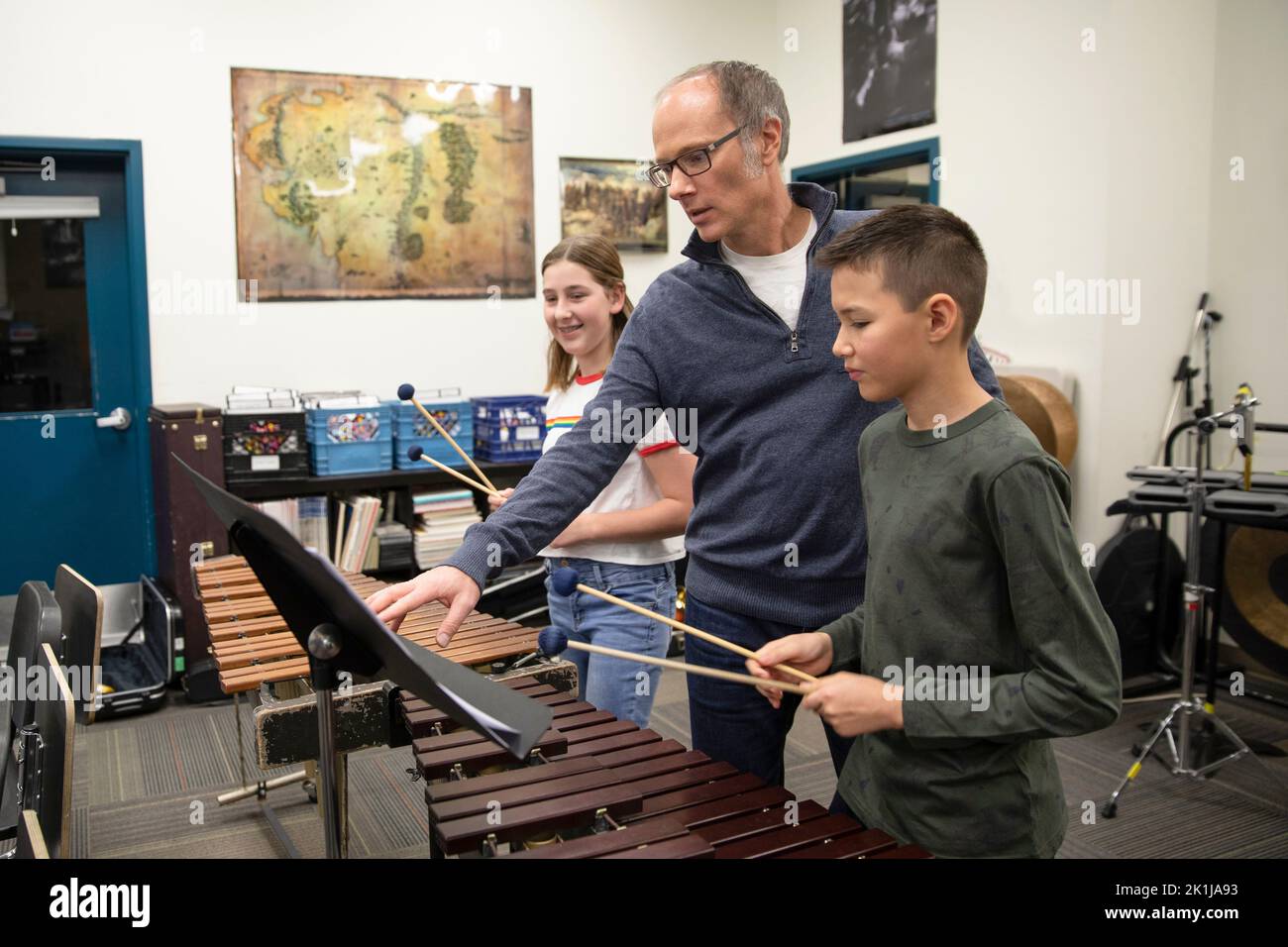 Xylophone in classroom hi-res stock photography and images - Alamy