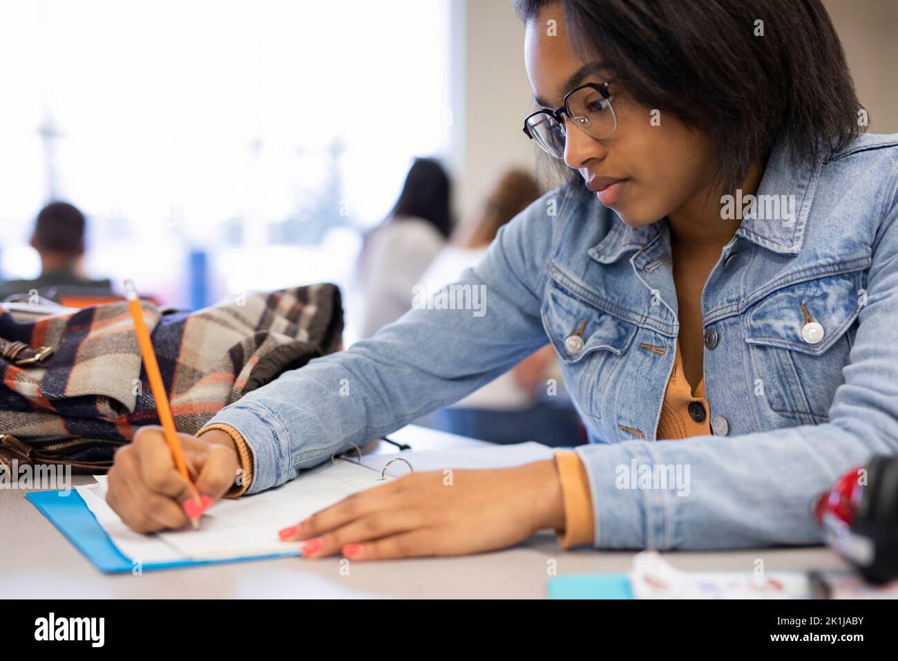 African american junior high girl hi-res stock photography and images ...