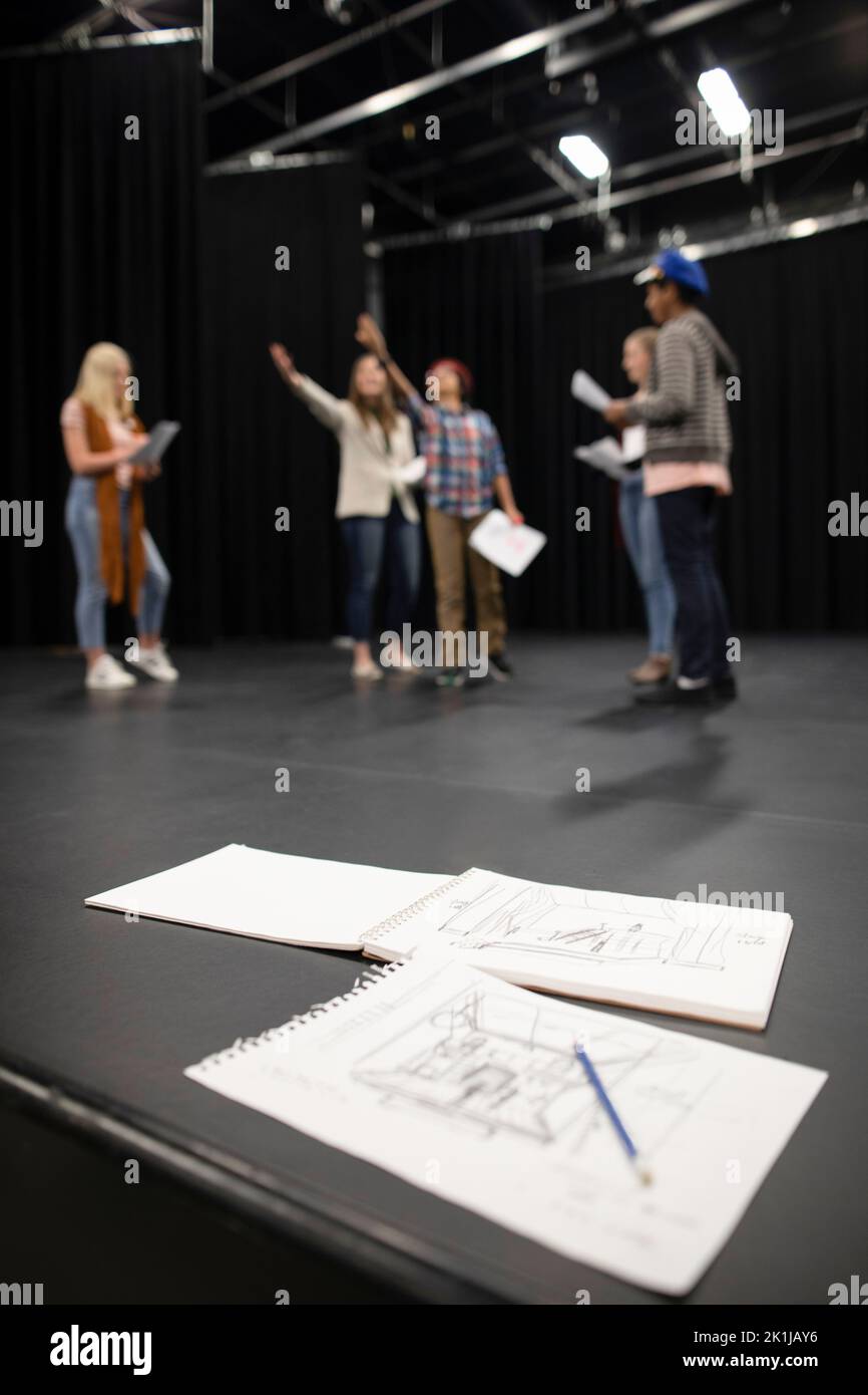 Rehearsing set drama hi-res stock photography and images - Alamy