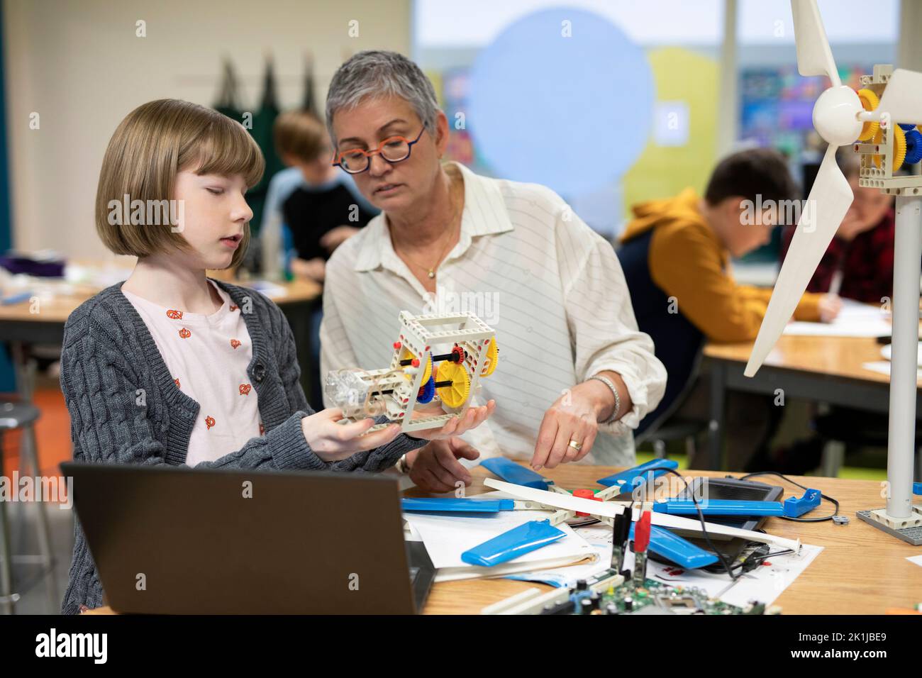 Technology teacher student model hi-res stock photography and images ...