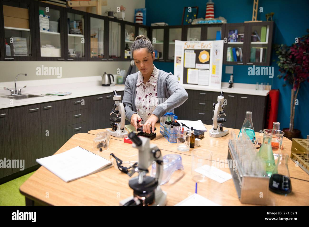 Junior high test hi-res stock photography and images - Alamy