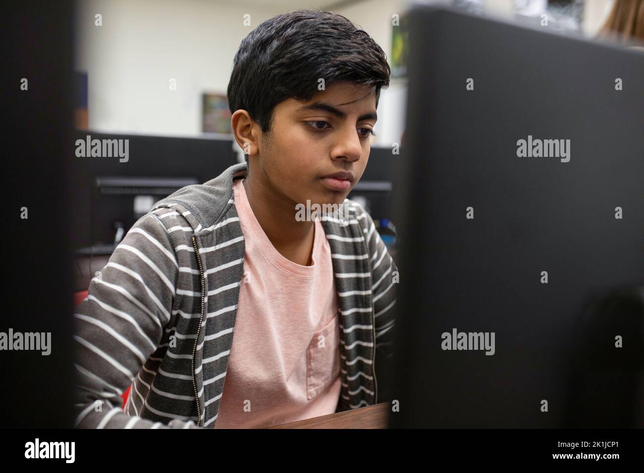 Black student computer classroom hi-res stock photography and images ...