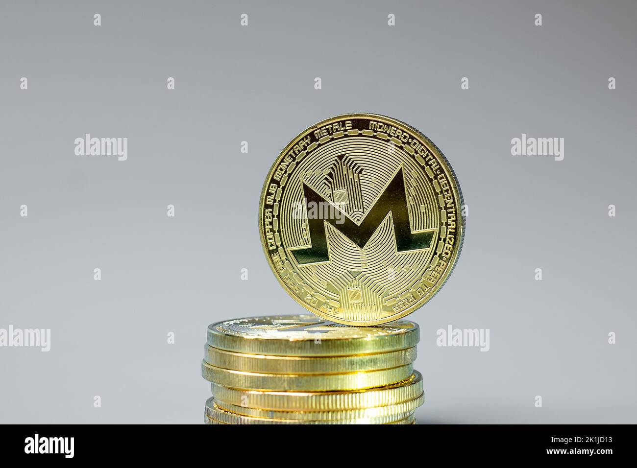 Xmr symbol hi-res stock photography and images - Alamy