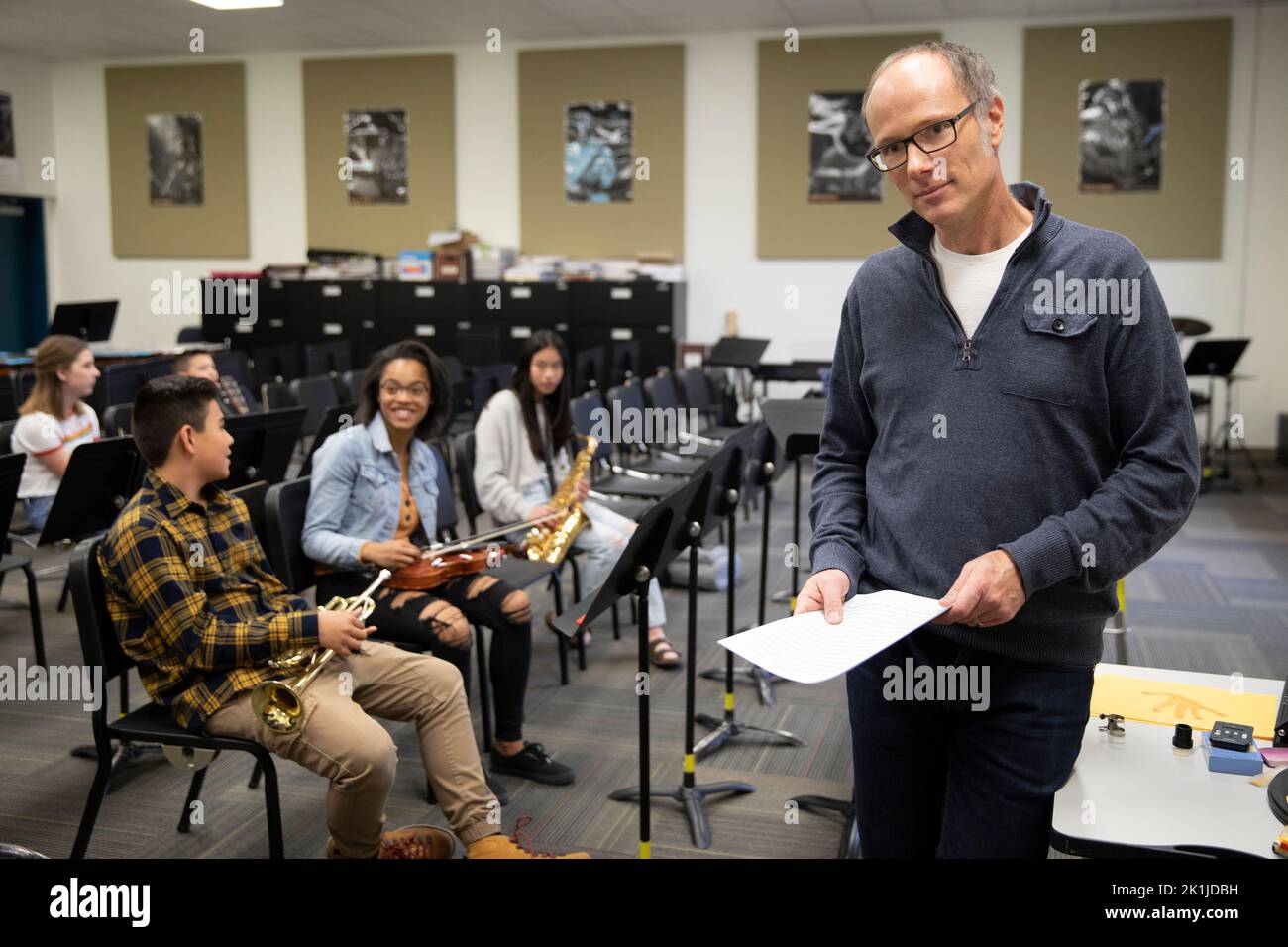Music satisfaction hi-res stock photography and images - Alamy