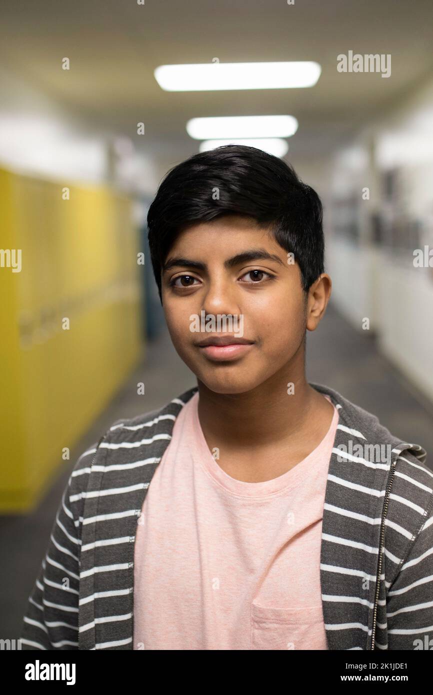 Student posing in school hallway hi-res stock photography and images ...