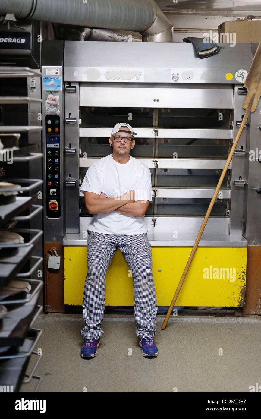 Glauchau, Germany. 13th Sep, 2022. Thomas Rabe, master baker, stands at ...