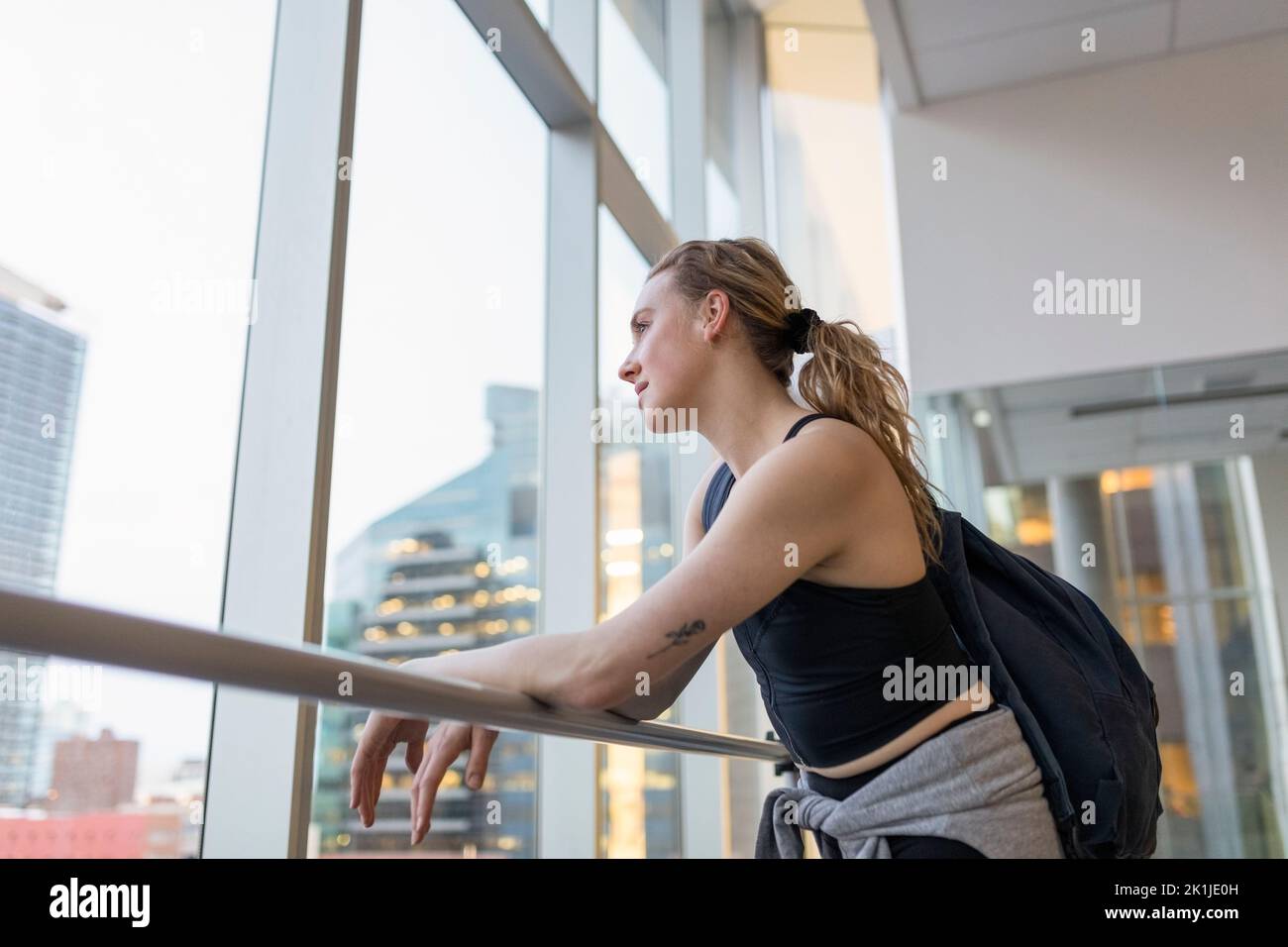 Young cancer hi-res stock photography and images - Alamy