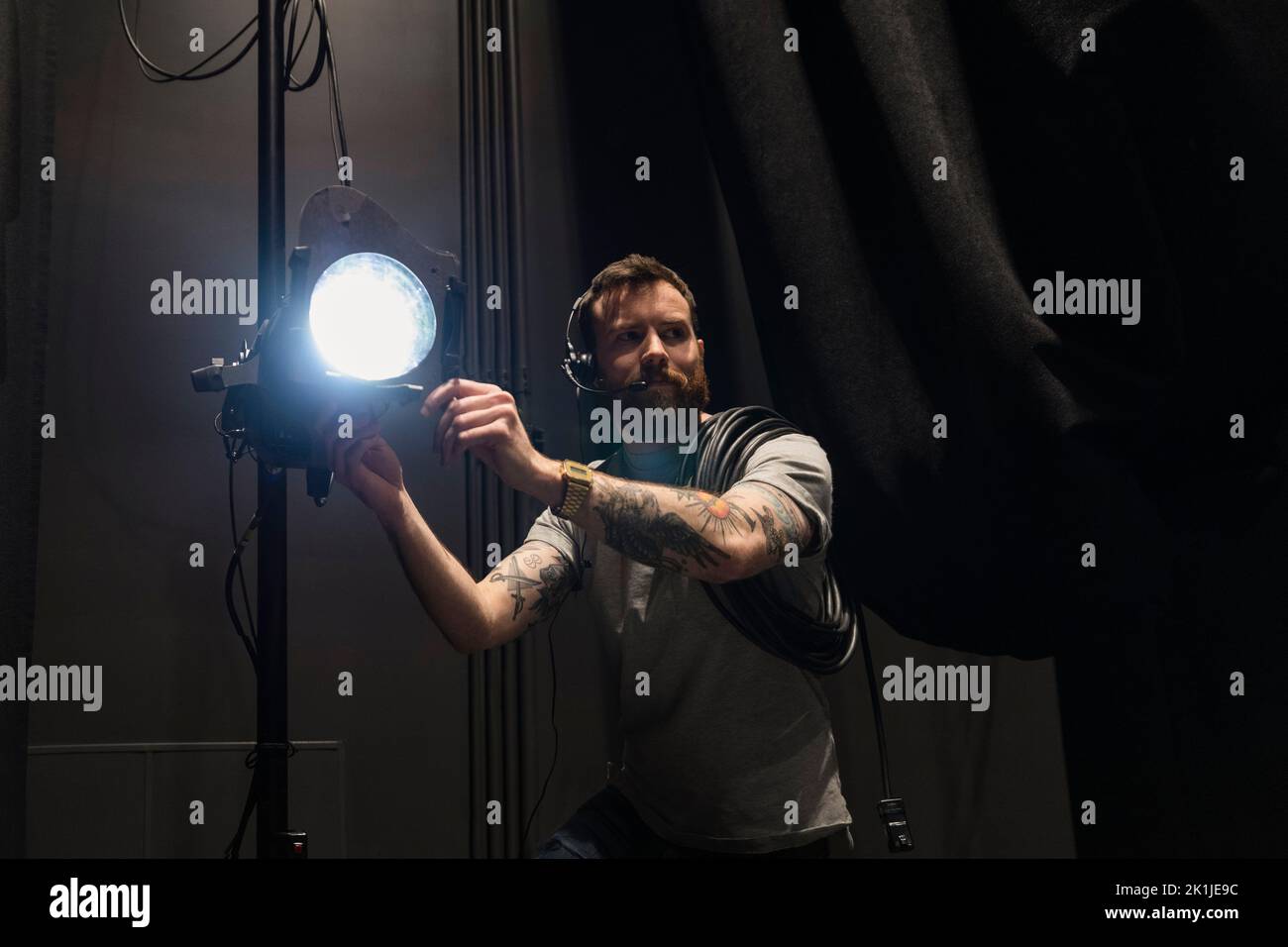 Stage manager theater hi-res stock photography and images - Alamy