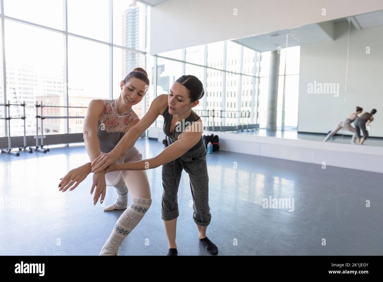 Female instructor hi-res stock photography and images - Alamy