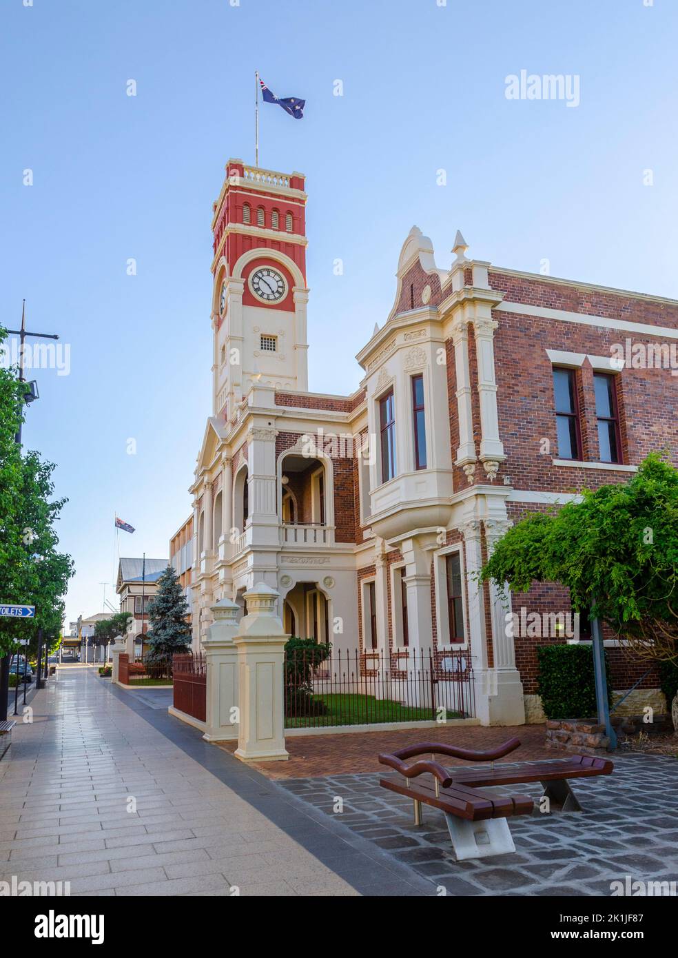 Toowoomba, Queensland, Australia - Heritage listed City Hall building ...