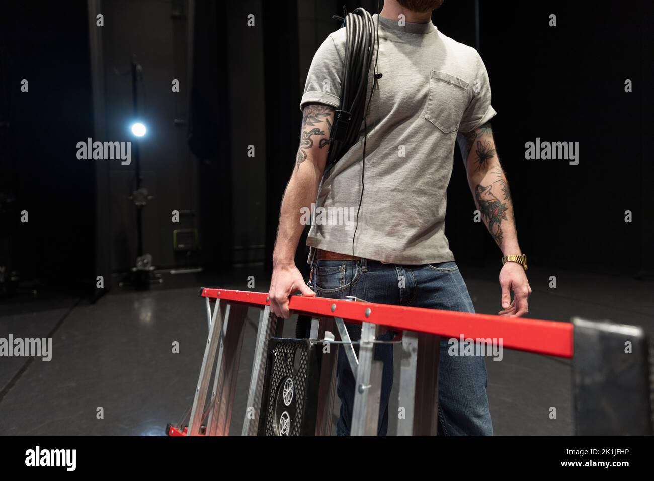 Stage manager theater hi-res stock photography and images - Alamy