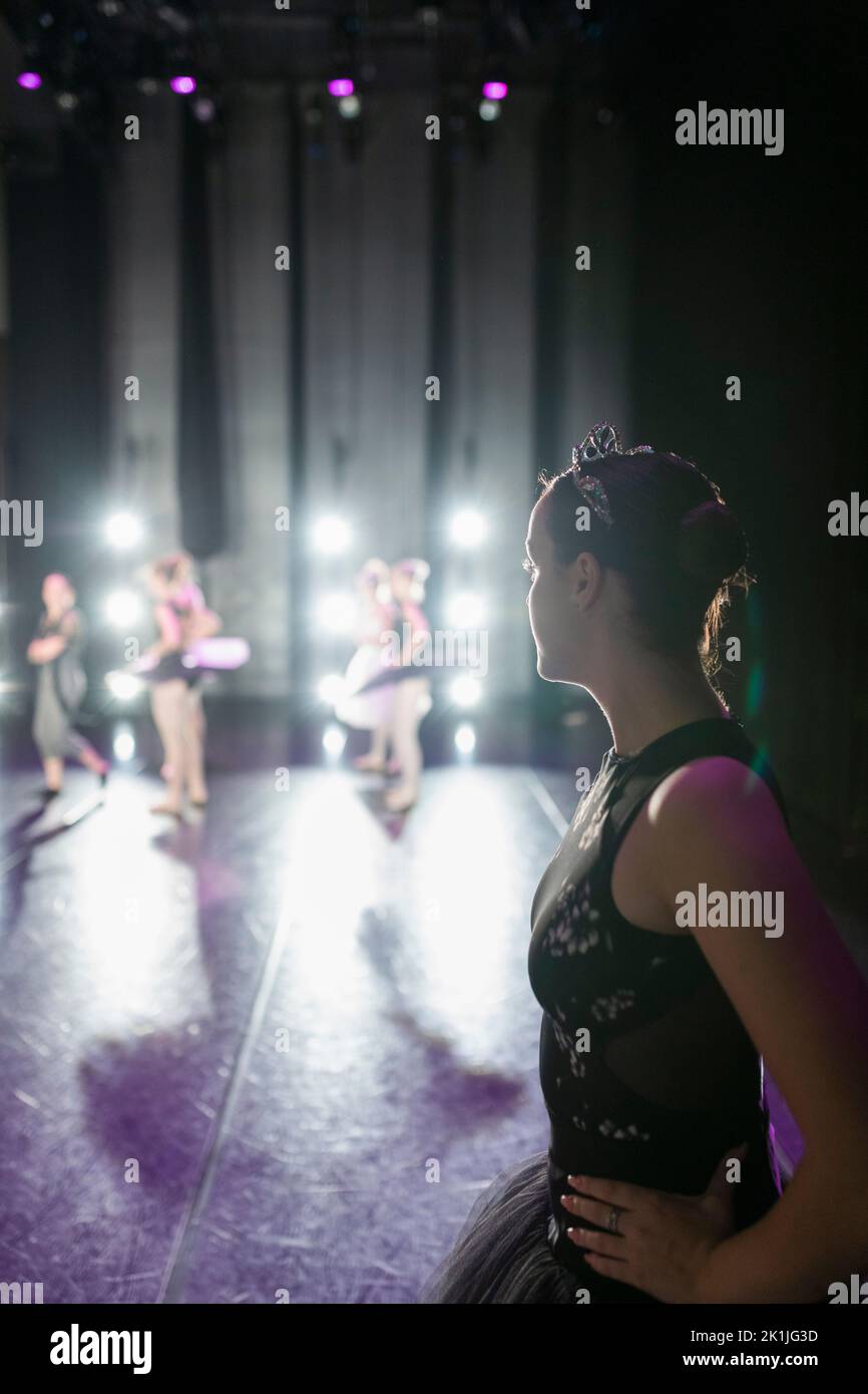 Dance off competition hi-res stock photography and images - Alamy