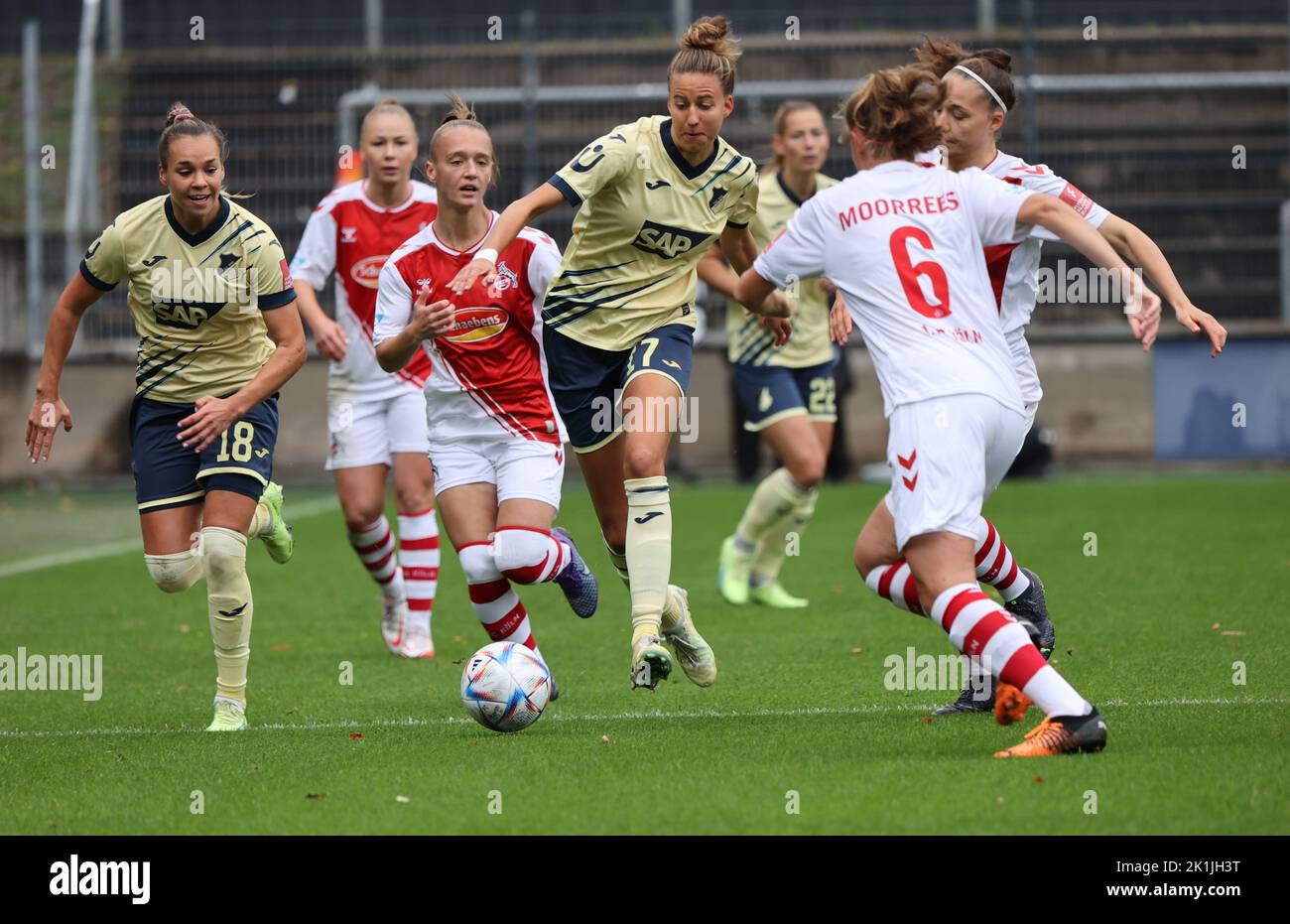 Cologne, Germany. 19th Sep, 2022. Flyeralarm Frauen Bundesliga ...
