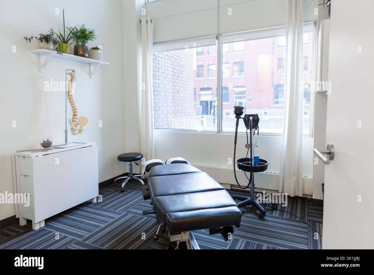 Room medicine hi-res stock photography and images - Alamy