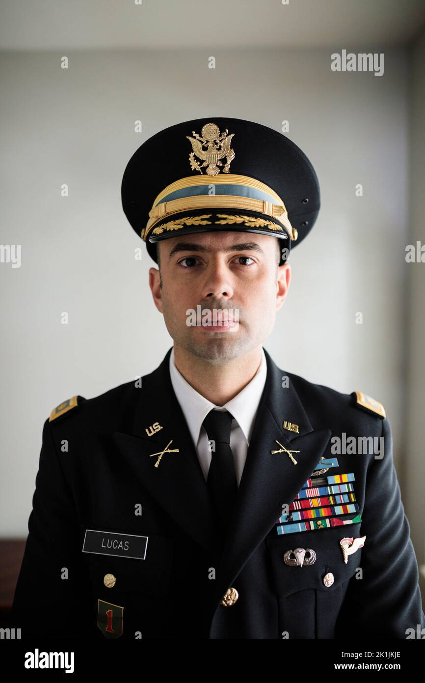 Decorated military man hi-res stock photography and images - Alamy