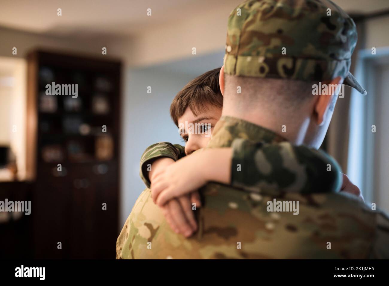 Man father comforting hi-res stock photography and images - Alamy
