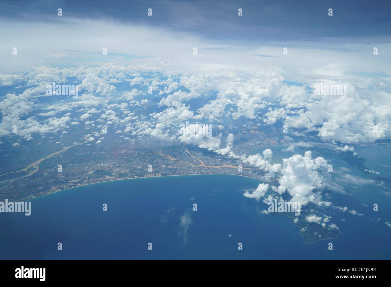From above the clouds hi-res stock photography and images - Alamy
