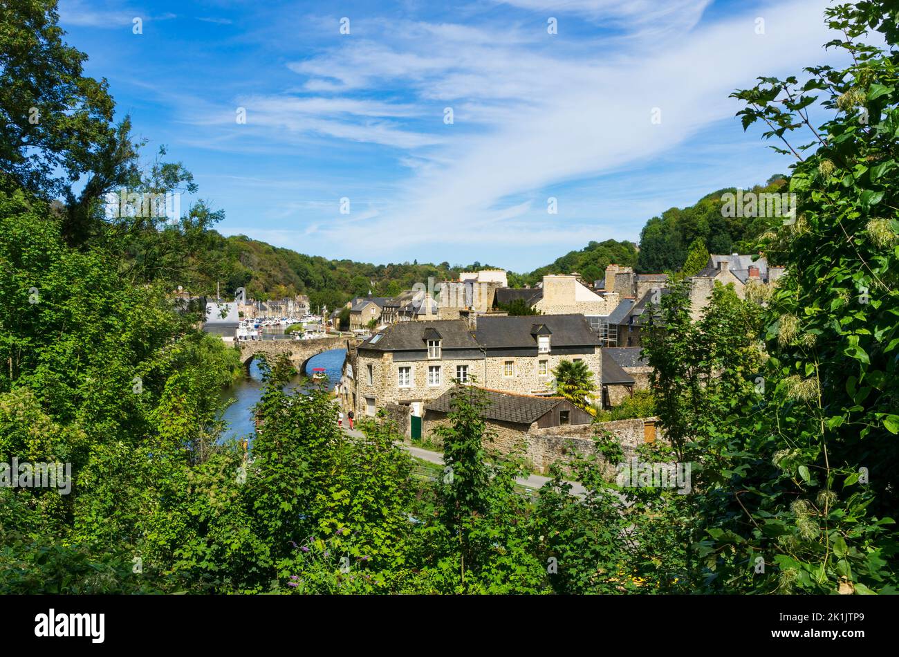 Dinan skyline hi-res stock photography and images - Alamy