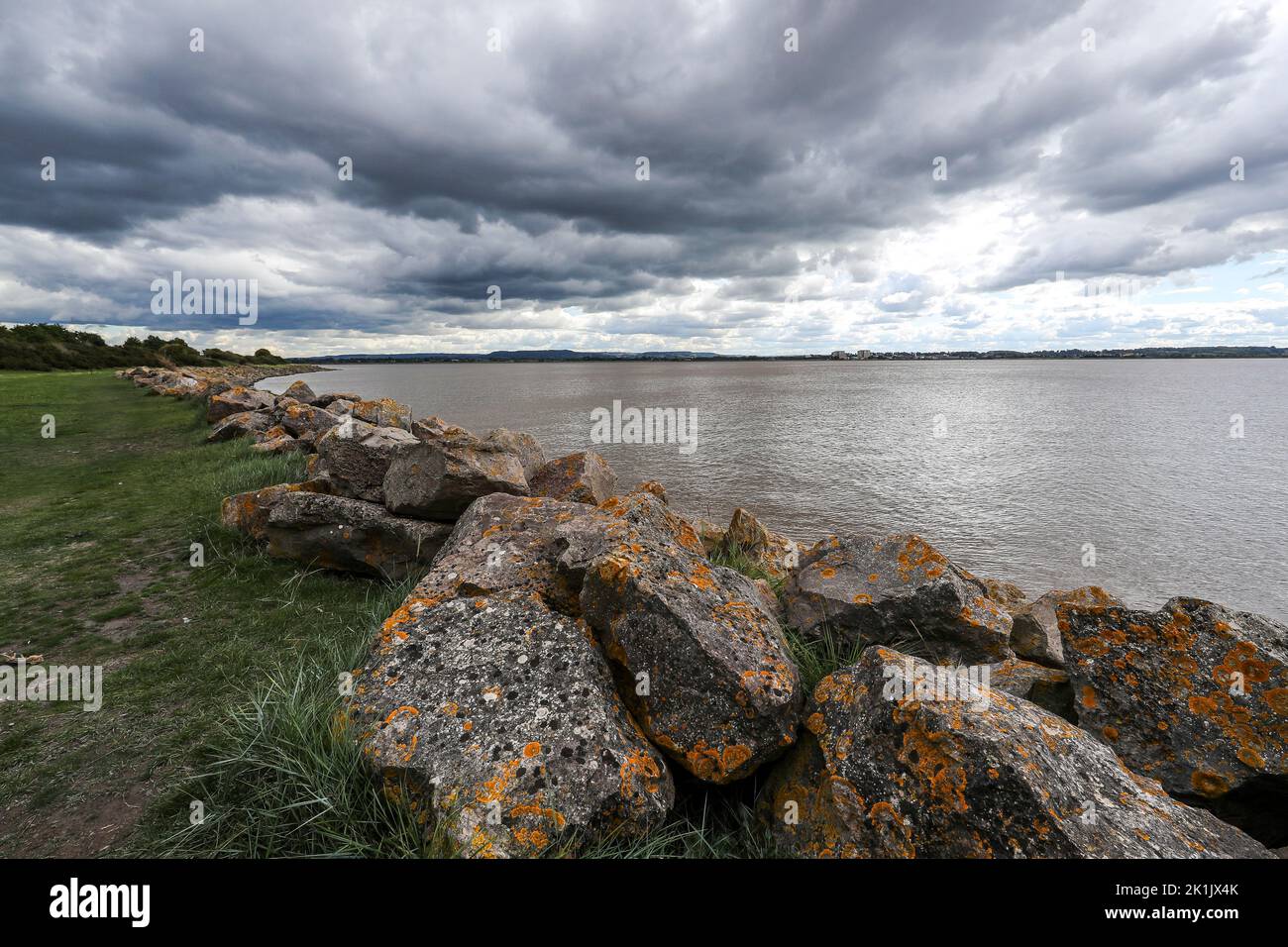 Tidal defences, Lydney Harbour, Lydney, Gloucestershire, GL15 4ER Stock ...