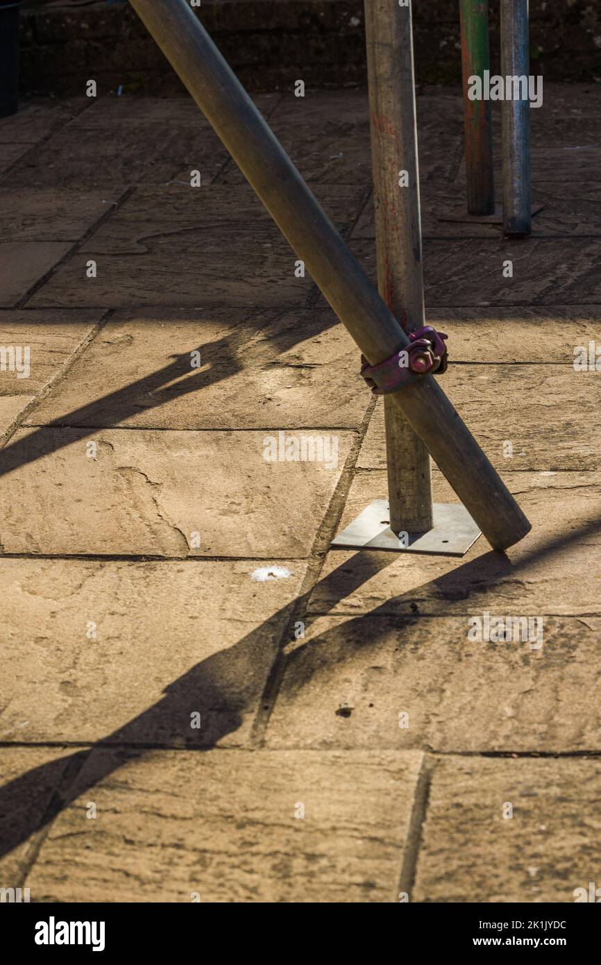 Safety scaffolding hi-res stock photography and images - Alamy
