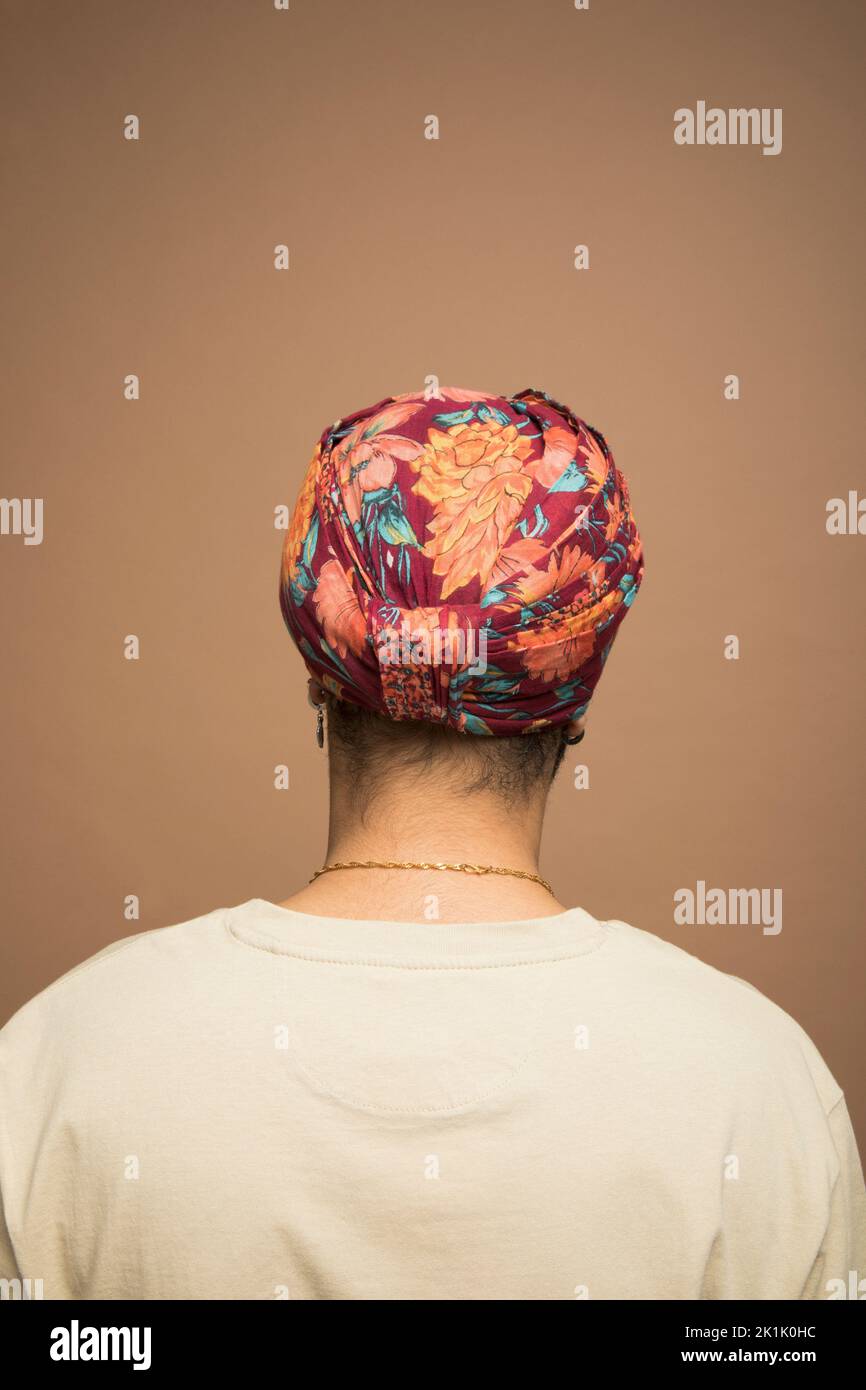 Sikh turban rear view hi-res stock photography and images - Alamy