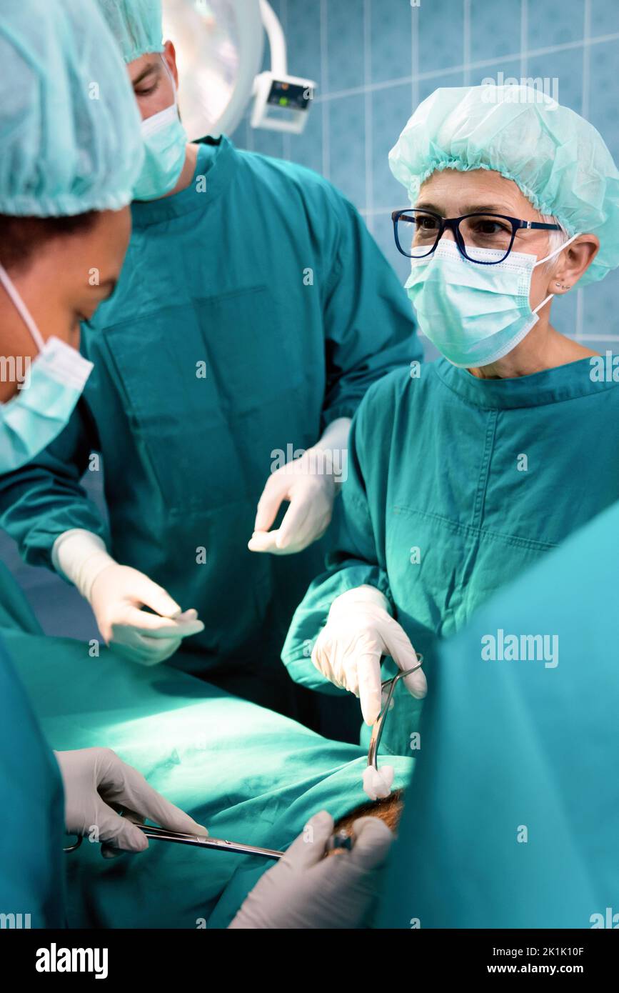 Doctor inside operating room hi-res stock photography and images - Alamy