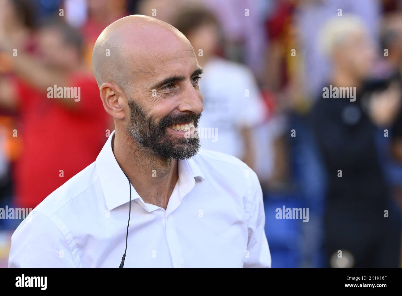 Dazn commentator hi-res stock photography and images - Alamy