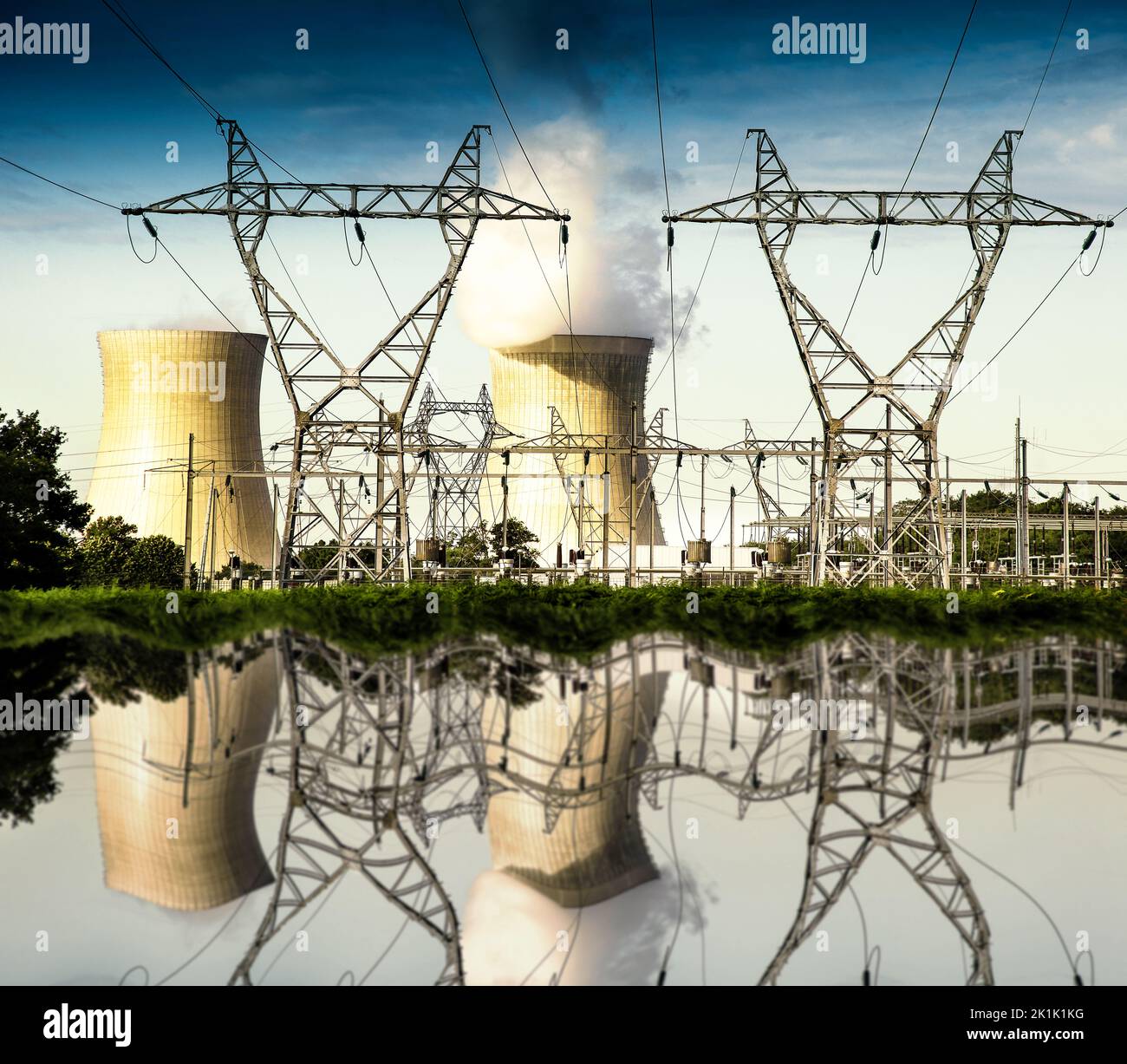 an active nuclear power station Stock Photo - Alamy