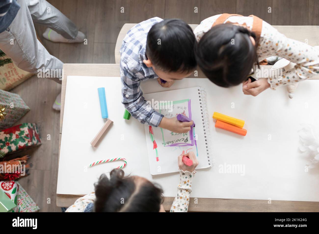 Boy girl child writing home preteen hi-res stock photography and images ...