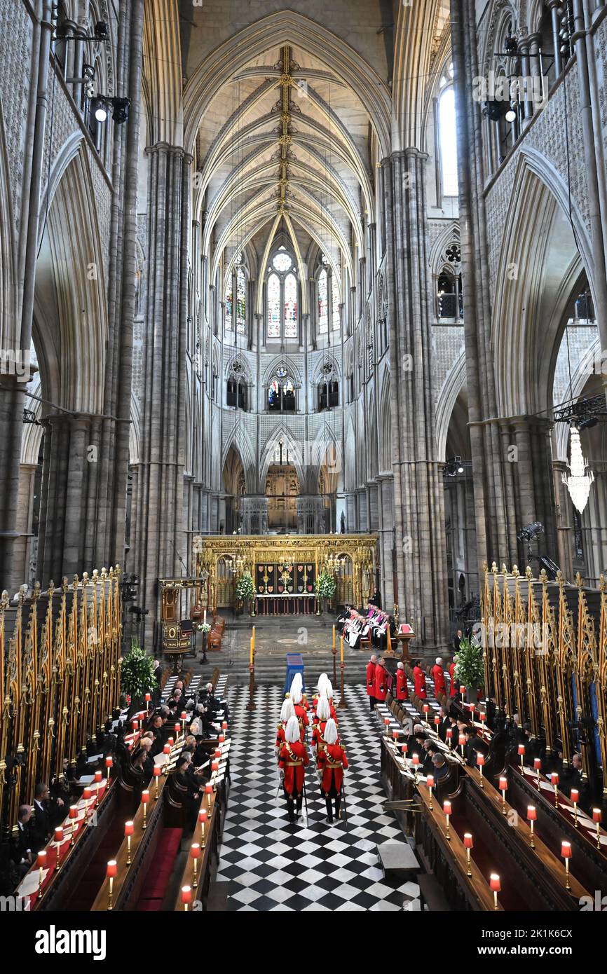 Gentlemen at Arms, the Queen's bodyguard takes part in the State ...