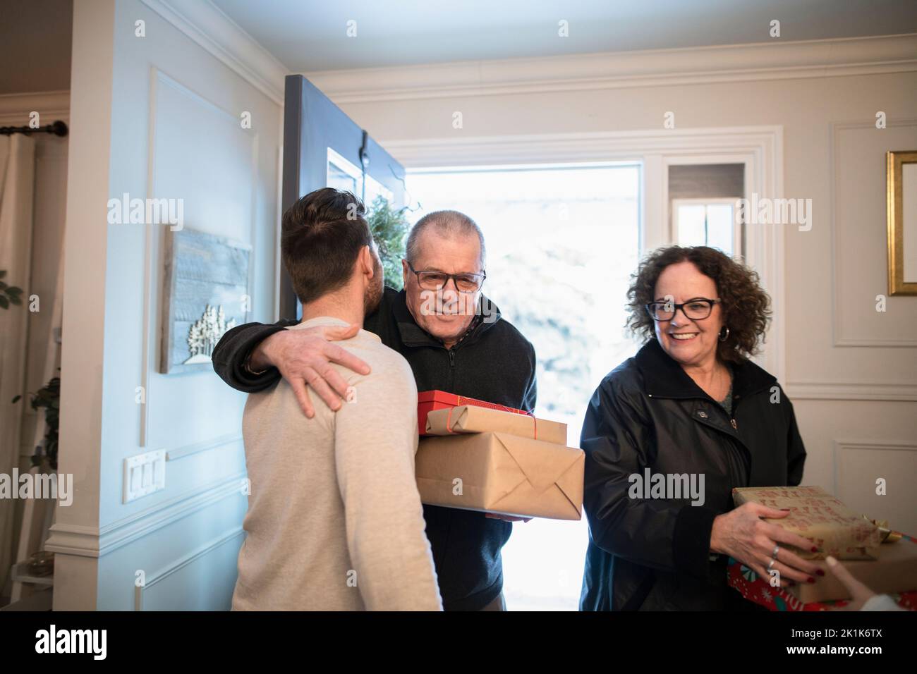 Parents couple hi-res stock photography and images - Alamy