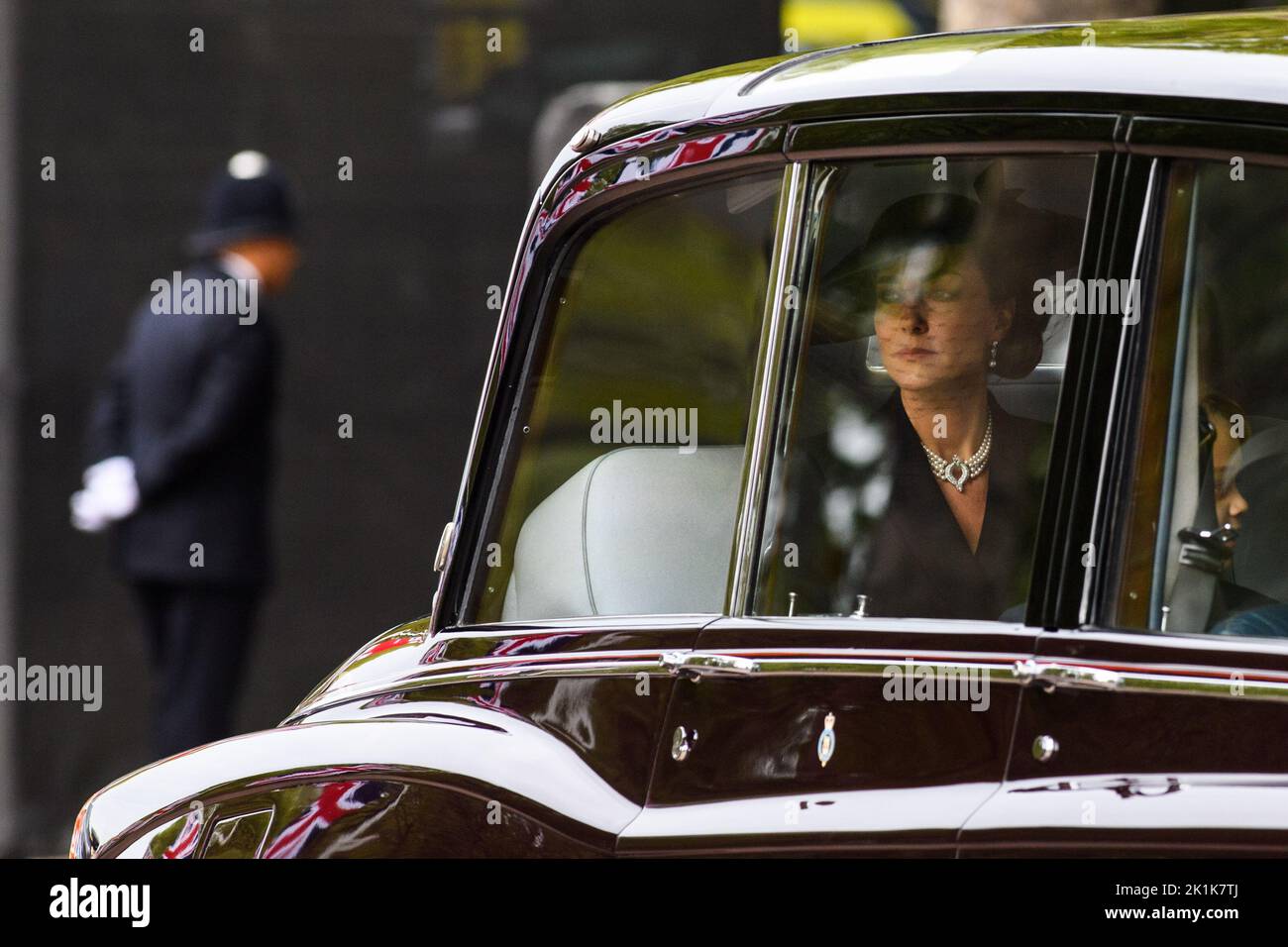 London, UK. 19 September 2022. Katherine, The Princess of Wales driving down the Mall in London ...