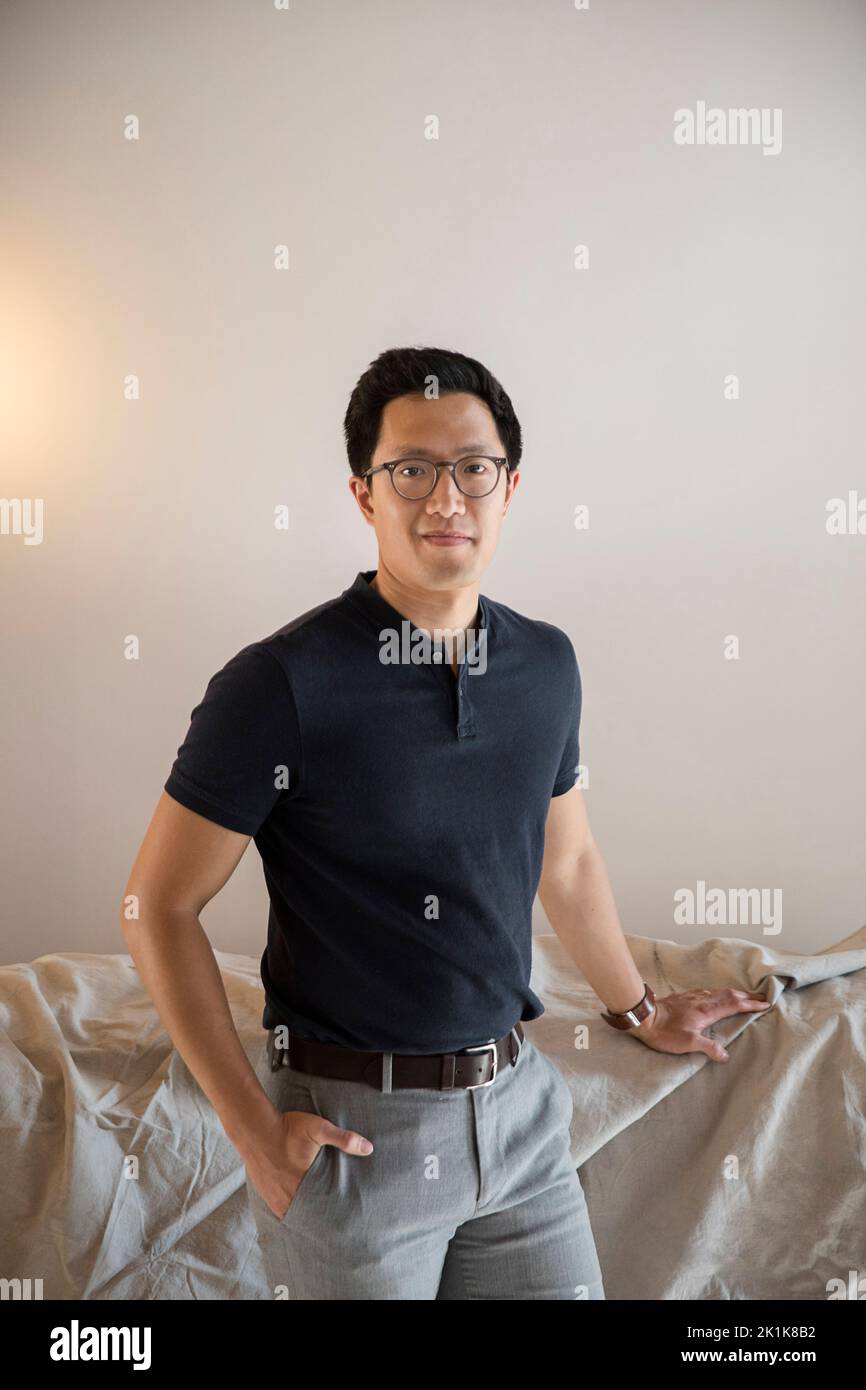 Male business portrait hi-res stock photography and images - Alamy
